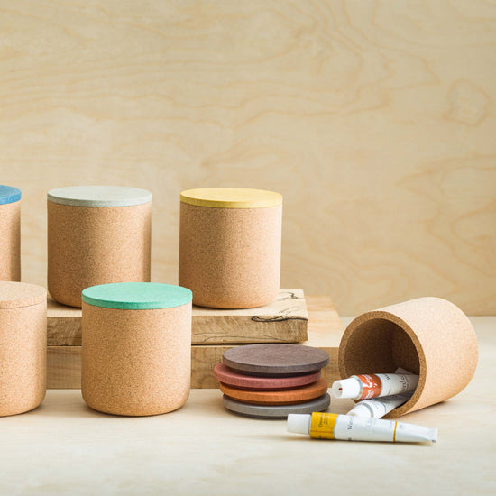 Emke Cork Vessel - Sage Lid – mindthecork